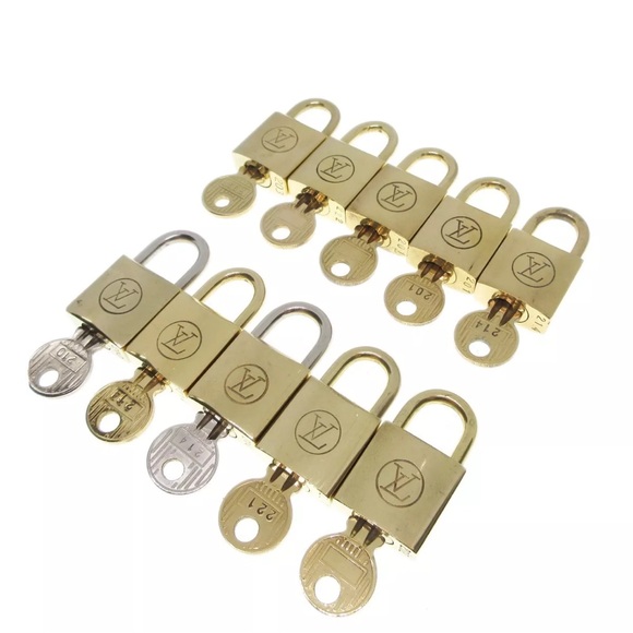 Louis Vuitton | Bags | Louis Vuitton 20 Series Lock Key | Poshmark